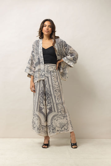 Kimonos – One Hundred Stars